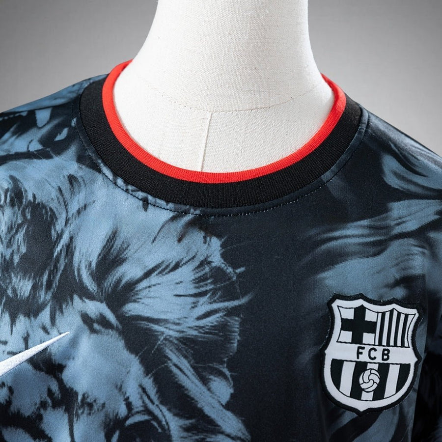 FC Barcelona "Lionheart" Premium Kids Size Kit from FootballPrestige ...