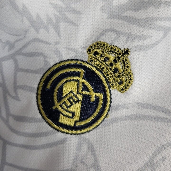 Real Madrid Dragon Blanco Premium Kids Size Kit from FootballPrestige ...